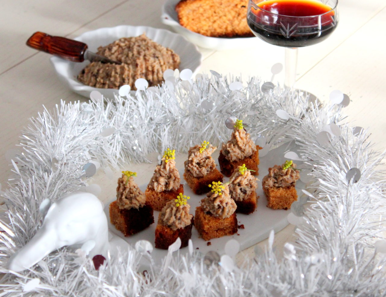Toasts de pain d’épices aux rillettes de canard - Ferme Bio La Goulpière